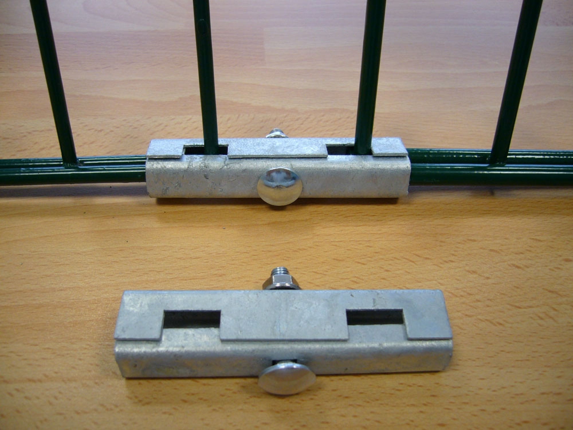Gittermattenverbinder Paar U-Form